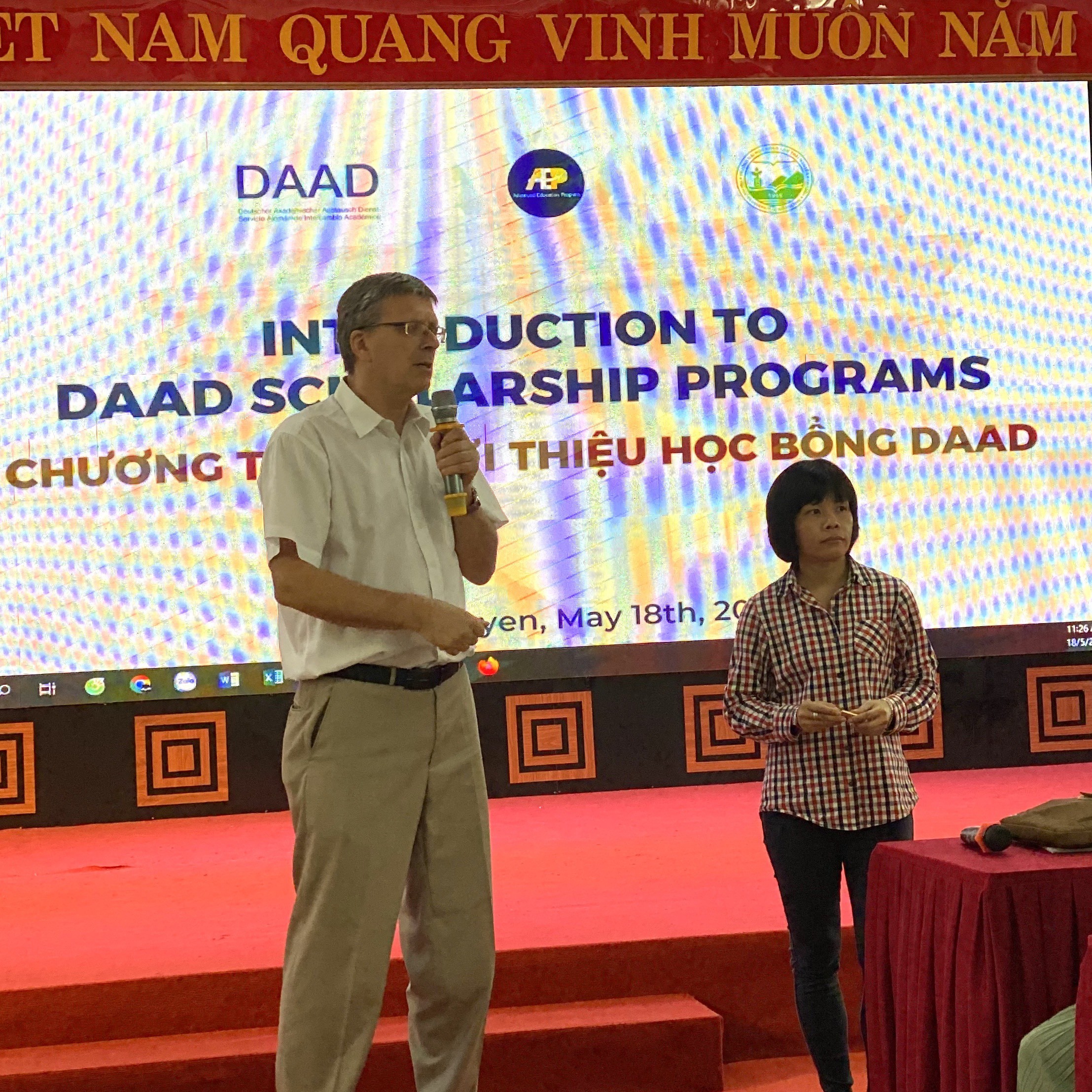 Introduction to DAAD Scholarship Program at Thai Nguyen University of ...